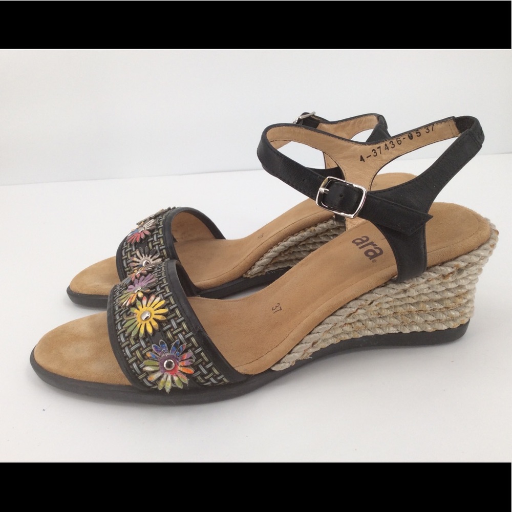 Ara Wedge Sandals ~ Pretty Floral Design - Gem